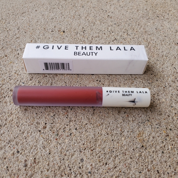Give Them Lala | Makeup | Give Them Lala Hydromatte Liquid Lipstick In ...